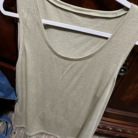 ZYIA | Tops | Zyia Active Release Tank | Poshmark